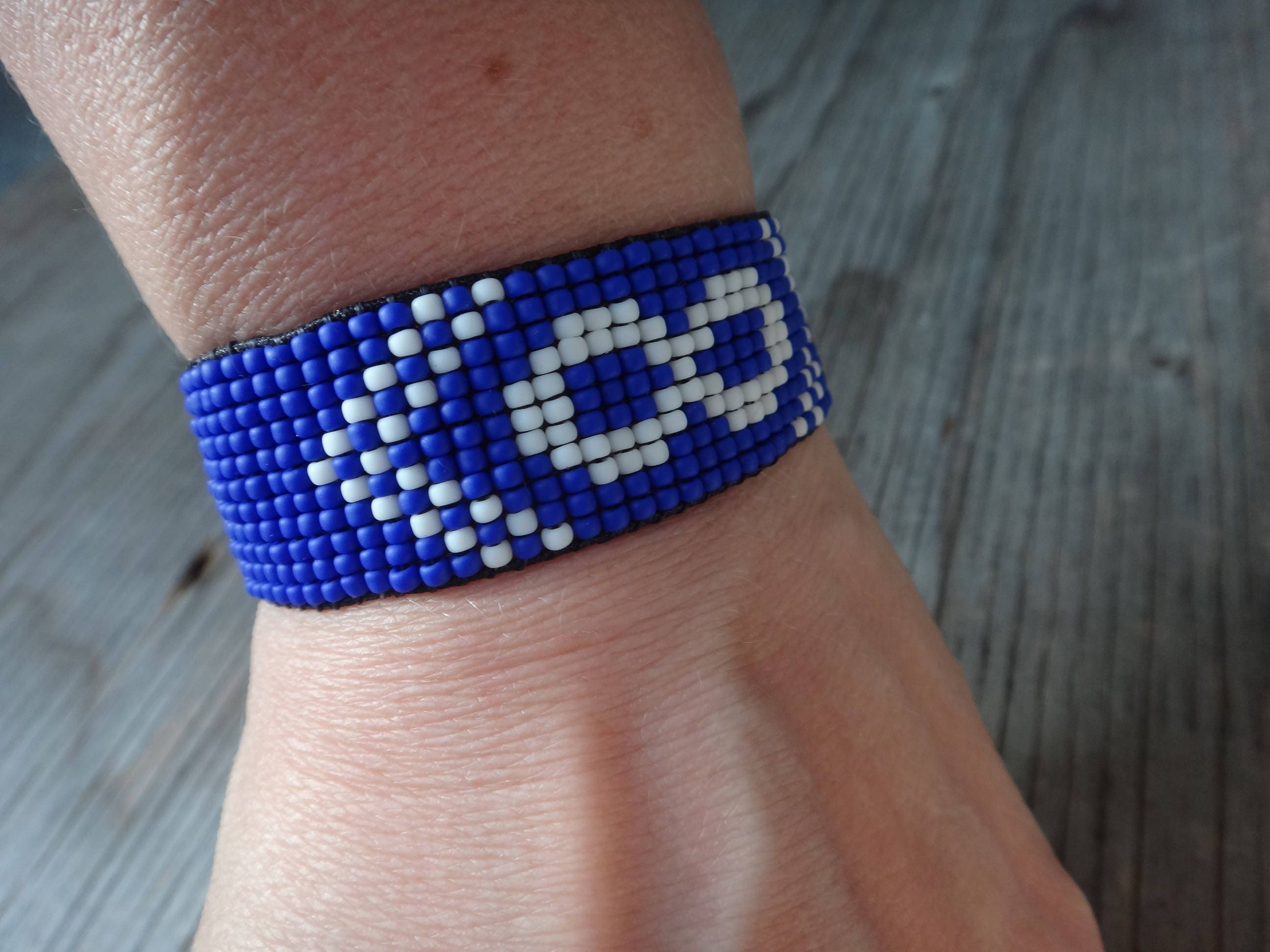 Native American Beaded Bracelet. Canadian Metis Flag. Seed | Etsy