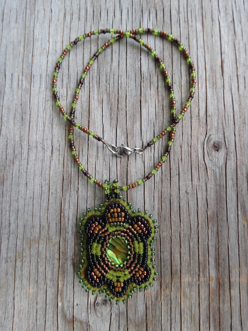 Native American Beaded Turtle Necklace. Mother Earth Rosette - Etsy