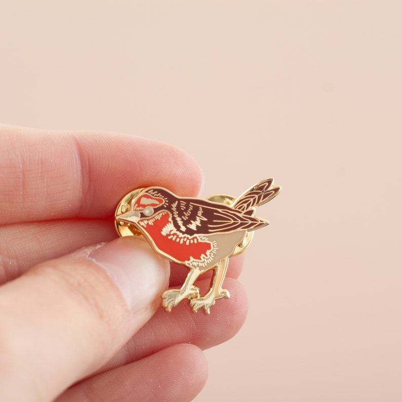 Robin Bird Enamel Pin | Pin Badge | Hard Enamel Pin | Gold Enamel Pin ...