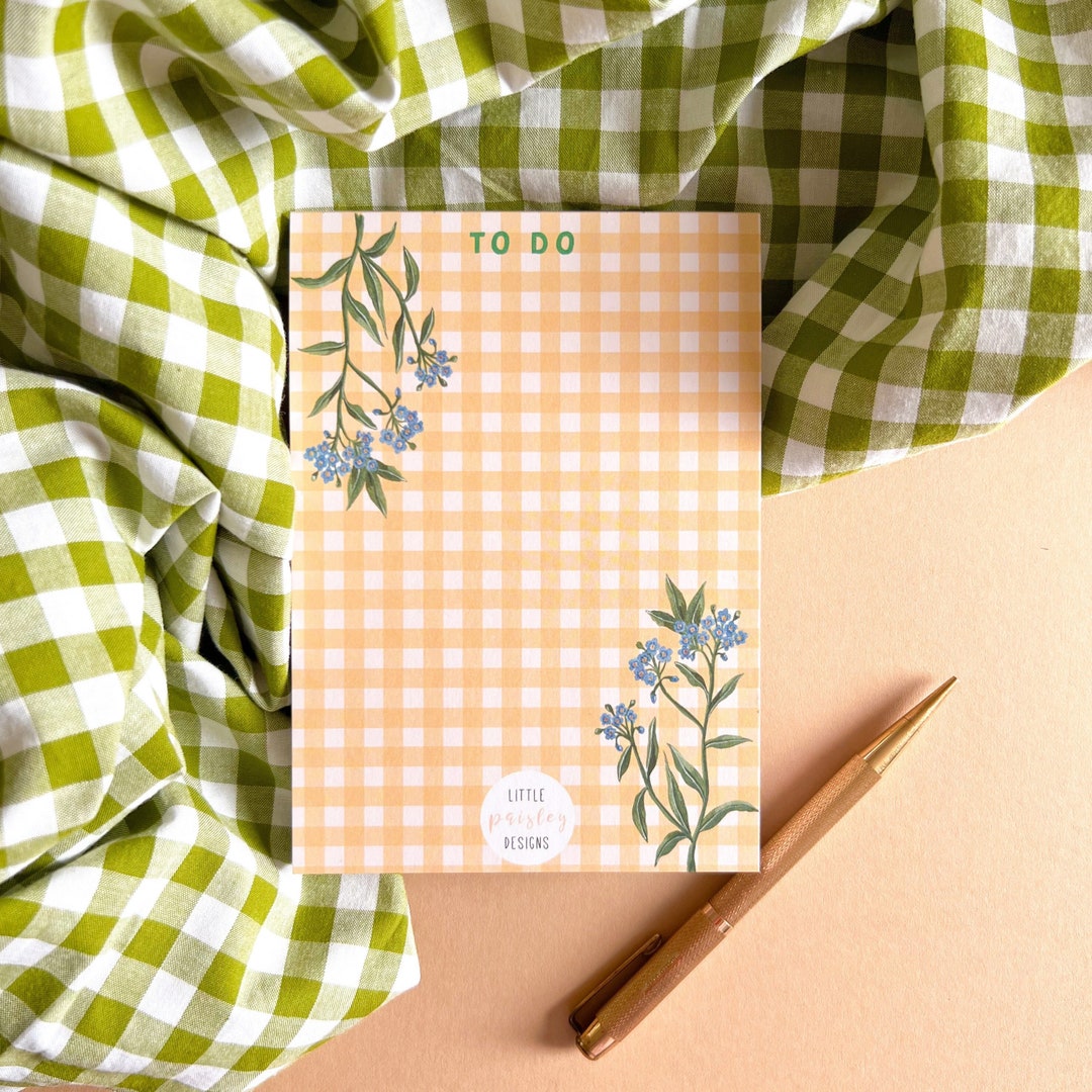 Gingham Forget-me-not to Do List Notepad | Floral A6 Deskpad | to Do ...