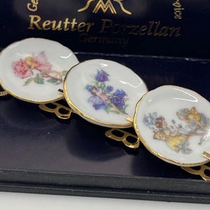 1/12 Reutter Dollhouse Miniature Plate Rack With Three Fairy Plates - Etsy