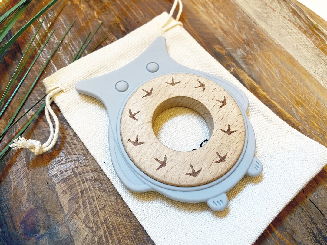 Gender Neutral Owl Teething Ring, Wood & Silicone Teether for Baby ...