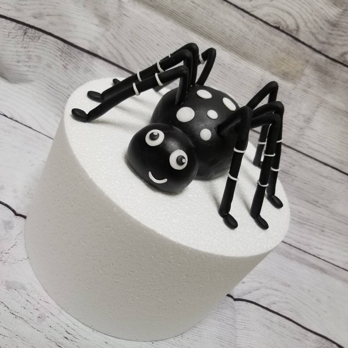 Handmade Fondant Large Spider Cake Topper - Etsy