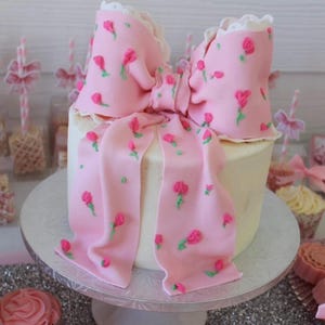 Large Fondant Bow Cake Topper - Etsy