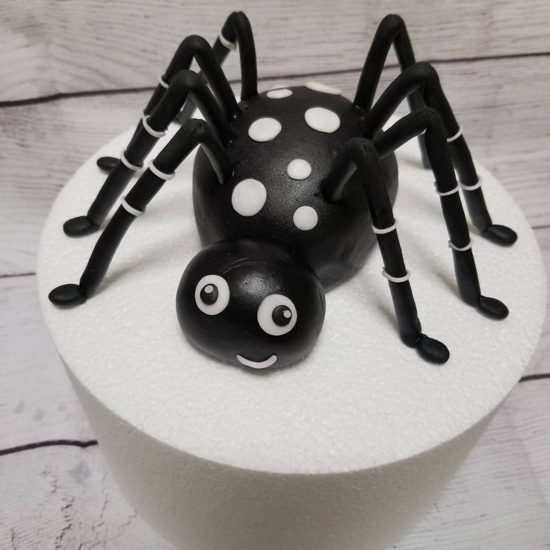 Handmade Fondant Large Spider Cake Topper - Etsy