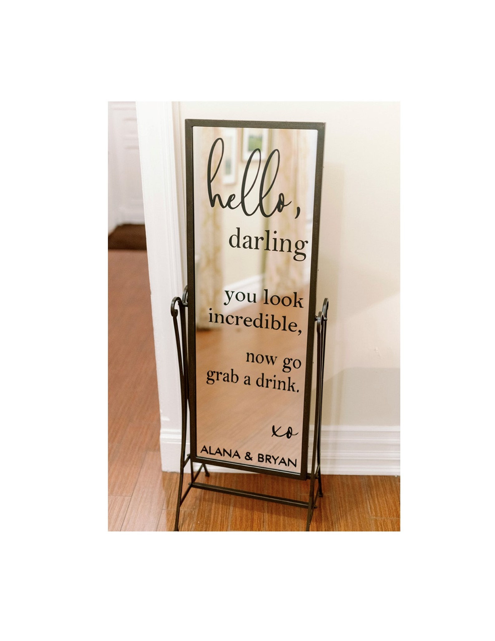 Hello Darling Grab a Drink Wedding Sign / Customized Couple - Etsy