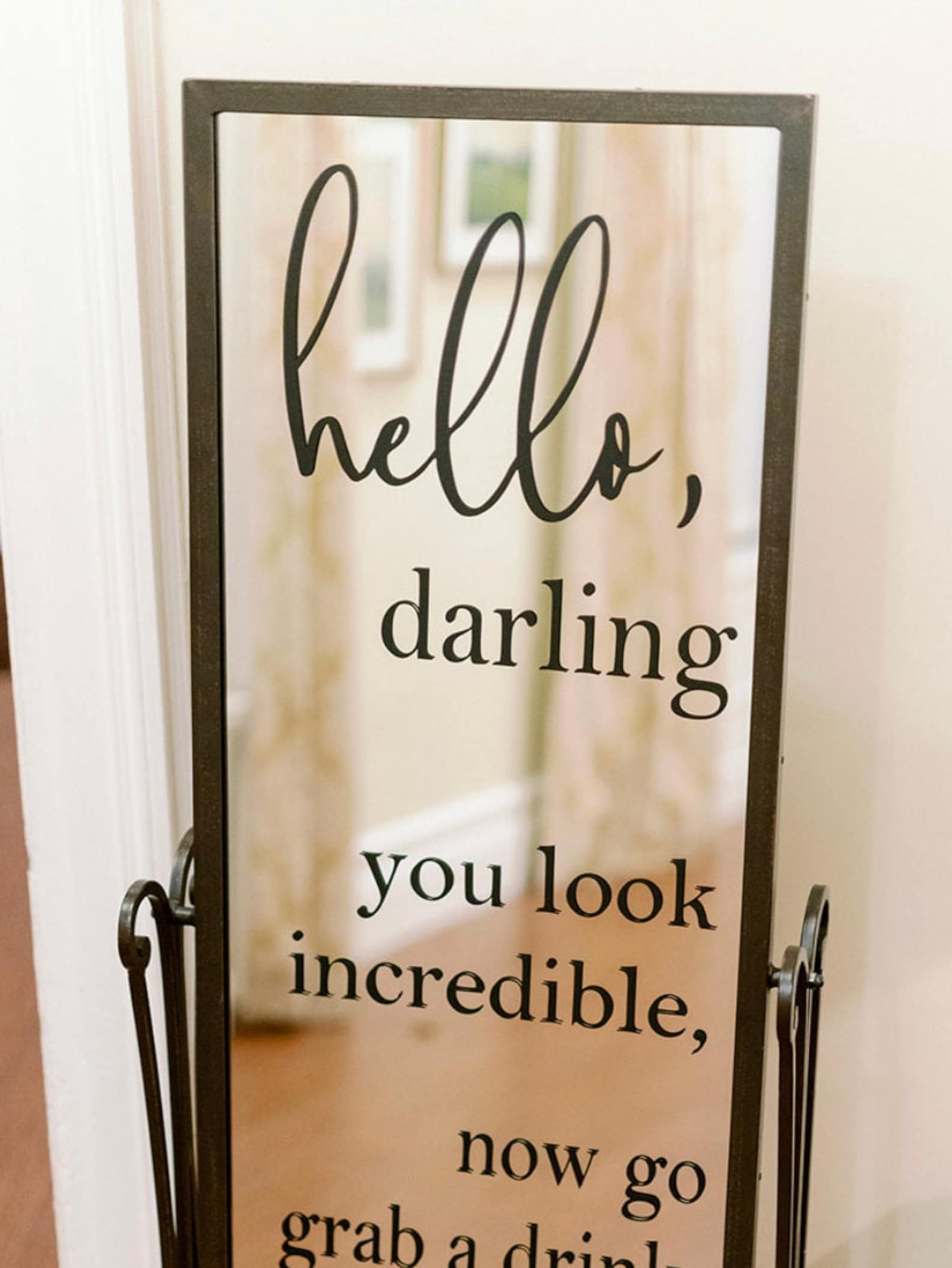 Hello Darling Grab a Drink Wedding Sign / Customized Couple - Etsy