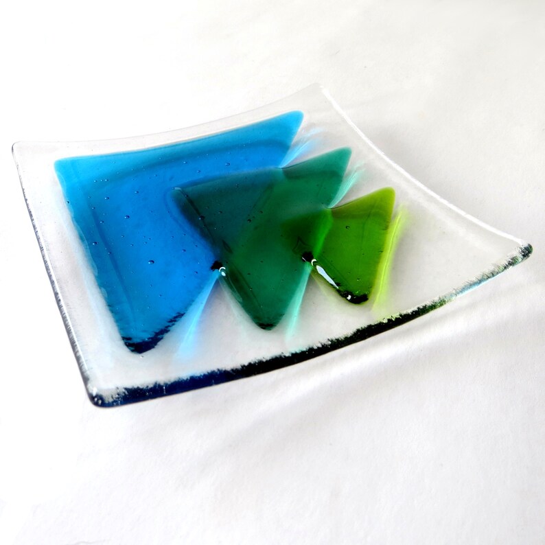 Fusion triangle fused glass bowl | Etsy