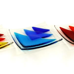 Fusion Triangle Fused Glass Bowl - Etsy UK