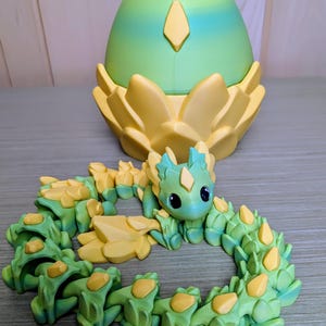 Articulated Dragon With Egg , Flexible Dragon, D&D Gift for Teen ...