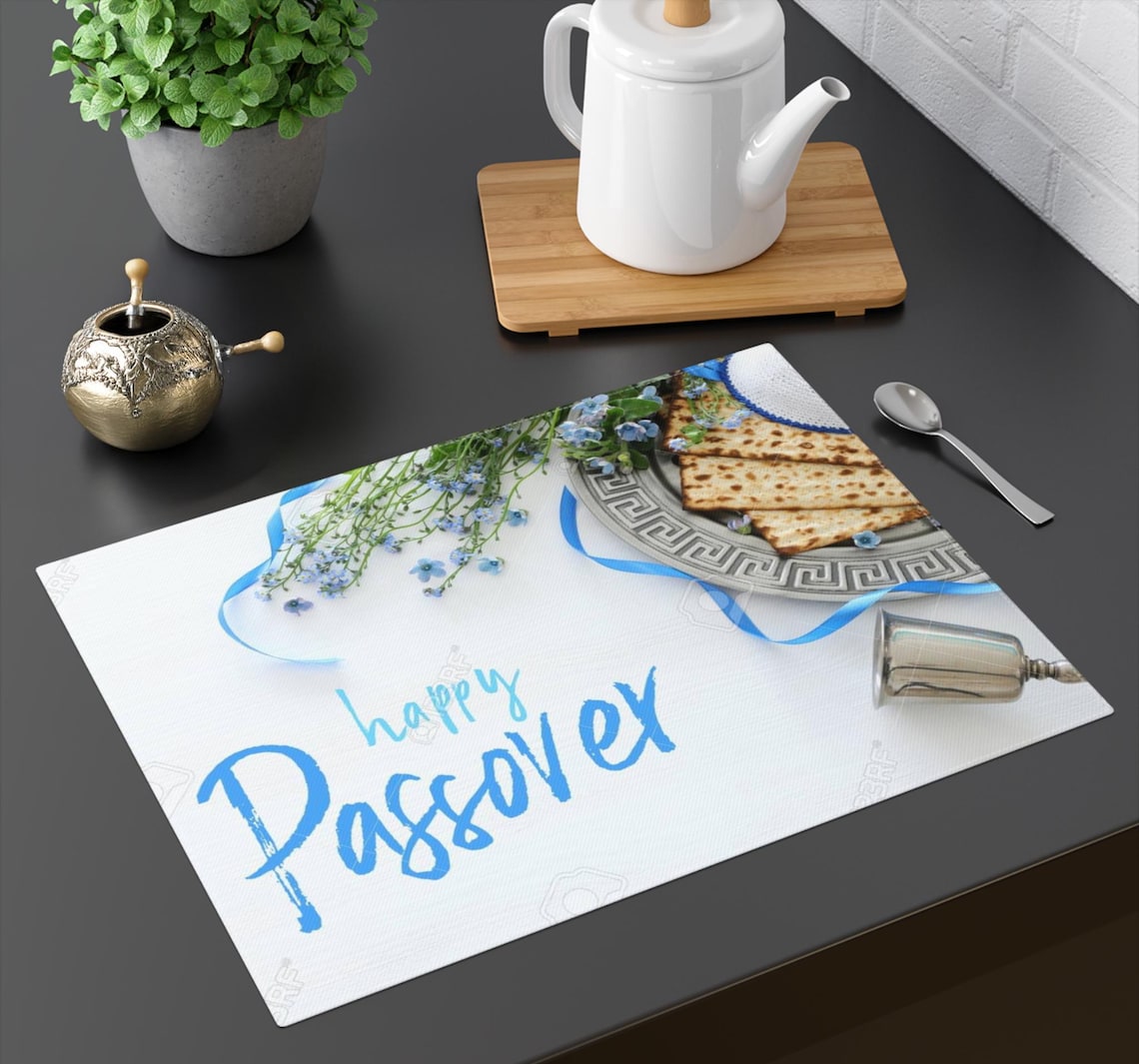 Elegant Passover Placemat | Pesach Matza Cover | Blue & White Jewish ...