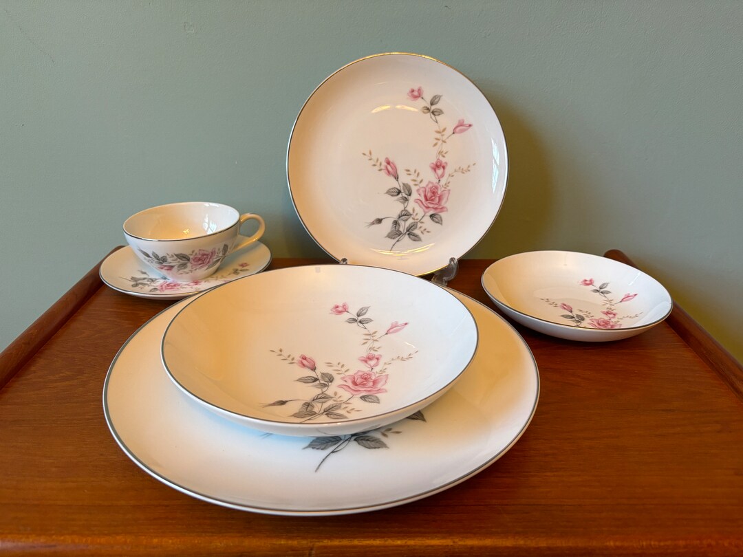 Vintage MCM Castlecourt Fine China Rose Glow, NEVER Been USED Floral ...