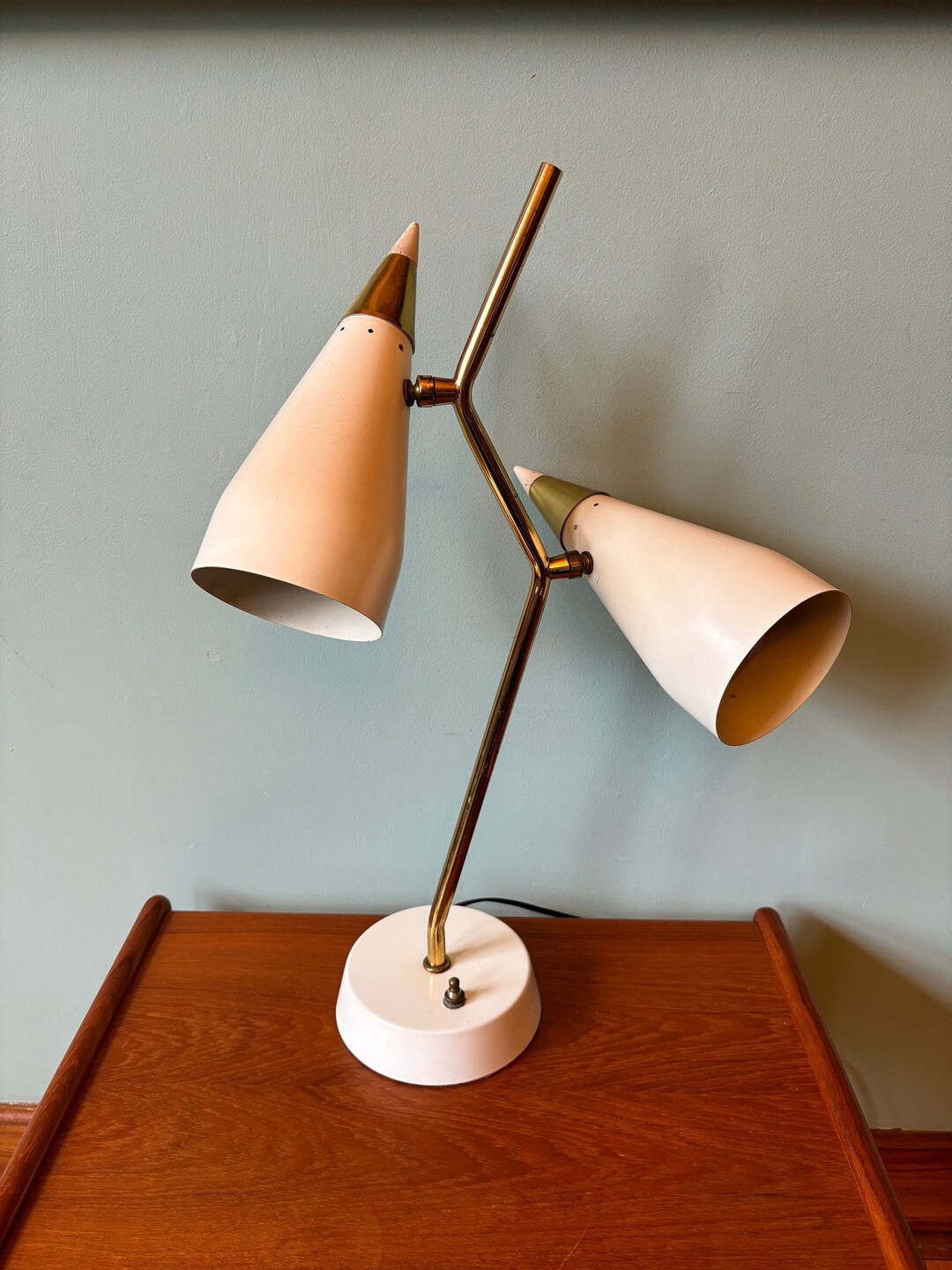 Vintage Mid Century Modern Beige/gold Nightstand Adjustable Light ...