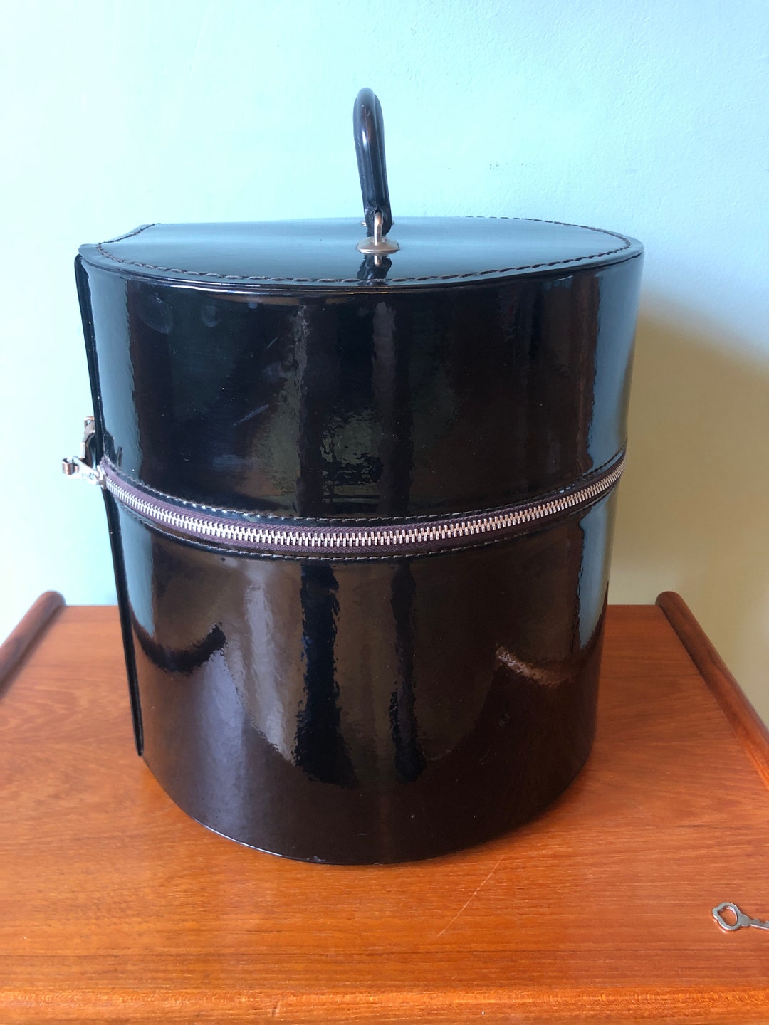 Vintage Black Patent Leather Wig Travel Carry Suitcase, 1960's Retro ...