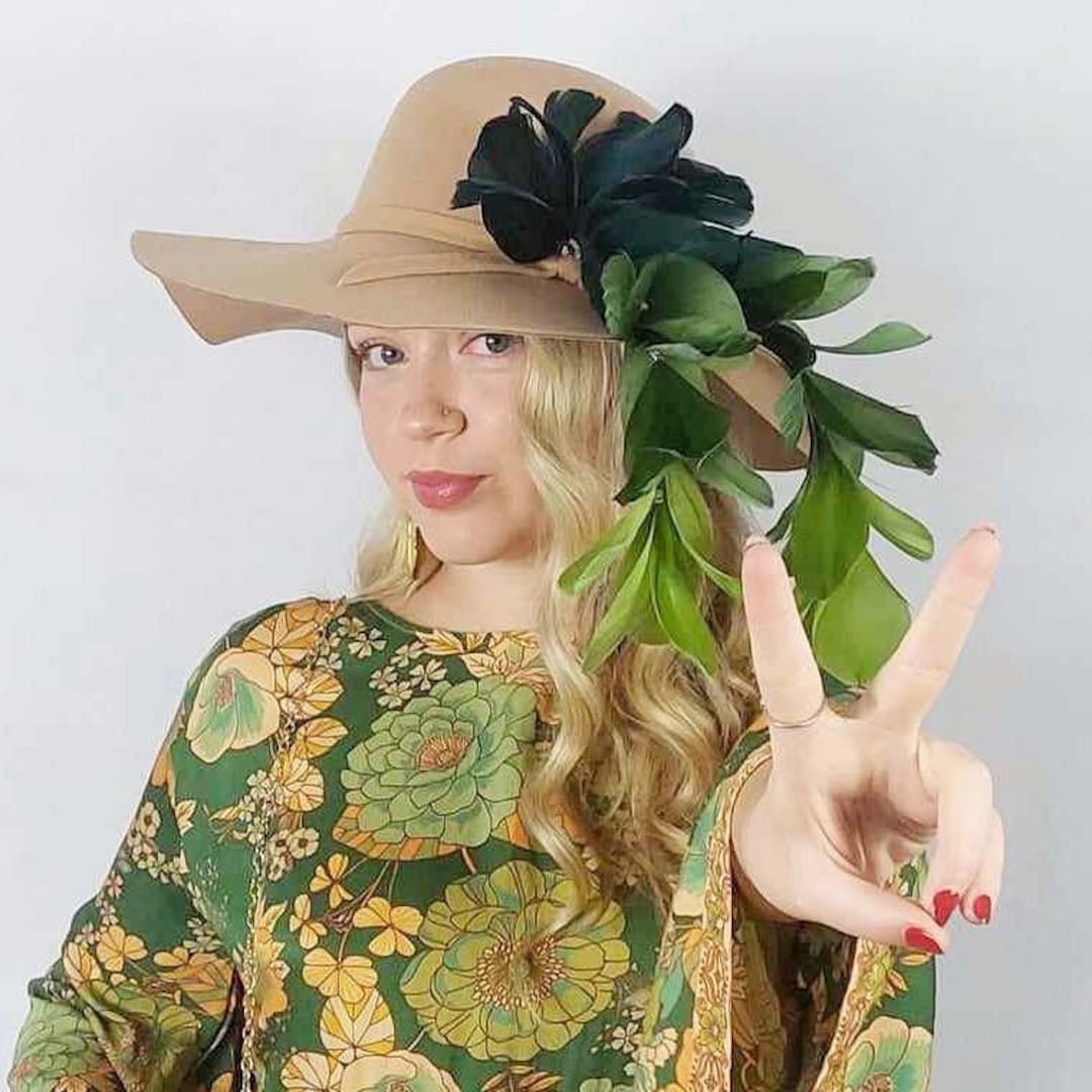 Green Ombré Feather Hat Tan Felt Floppy Hat Boho Festival Hat Vintage ...