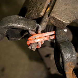 Knotted Steel Keychain, Blacksmith Made / 11th Anniversary Gift / Hand ...