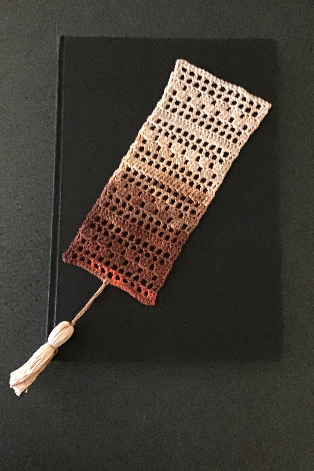 In Filet Crochet Bookmark With a Fantasie Pattern. - Etsy UK