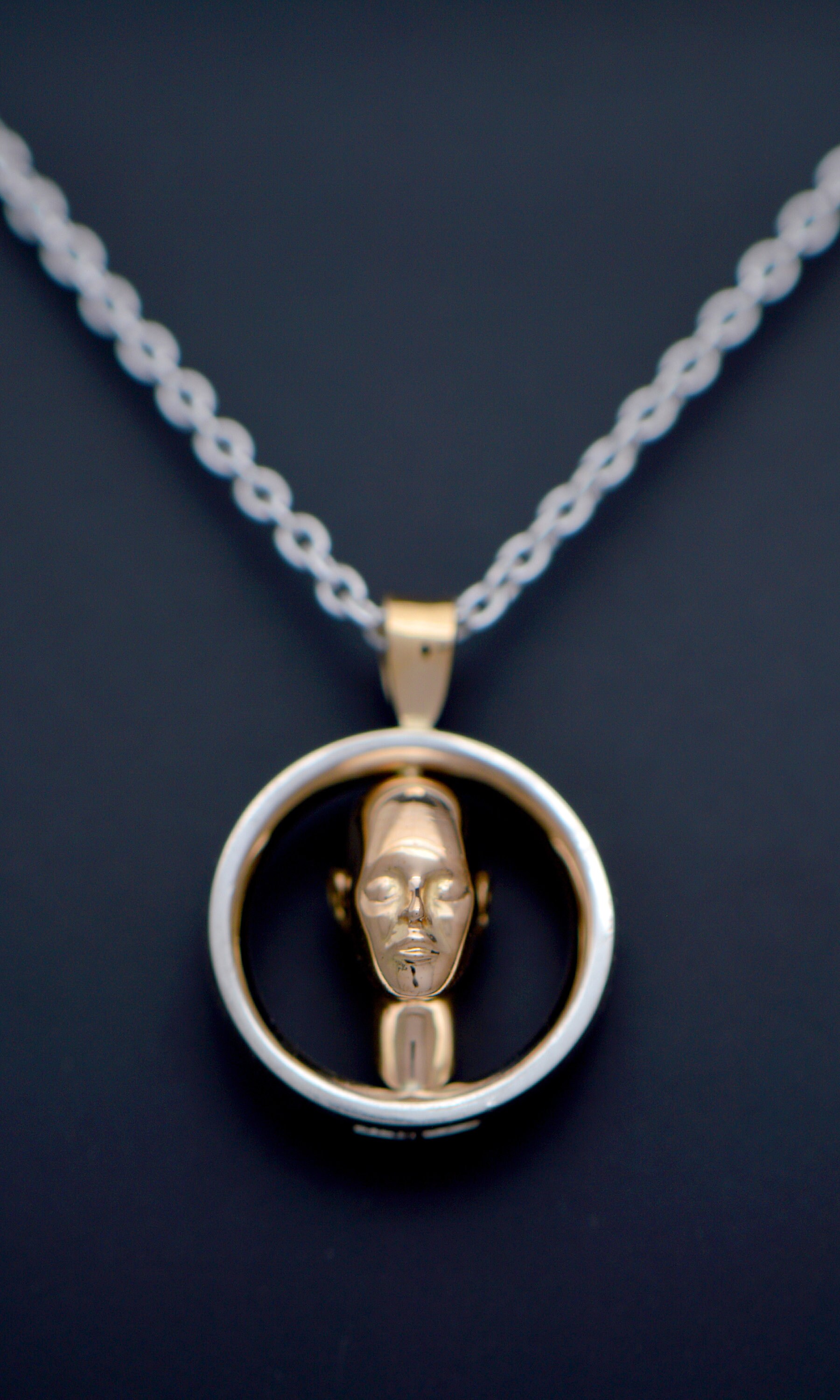Statuesque Petite Pendant. Gold Statue. Moving Jewelry. Alive - Etsy