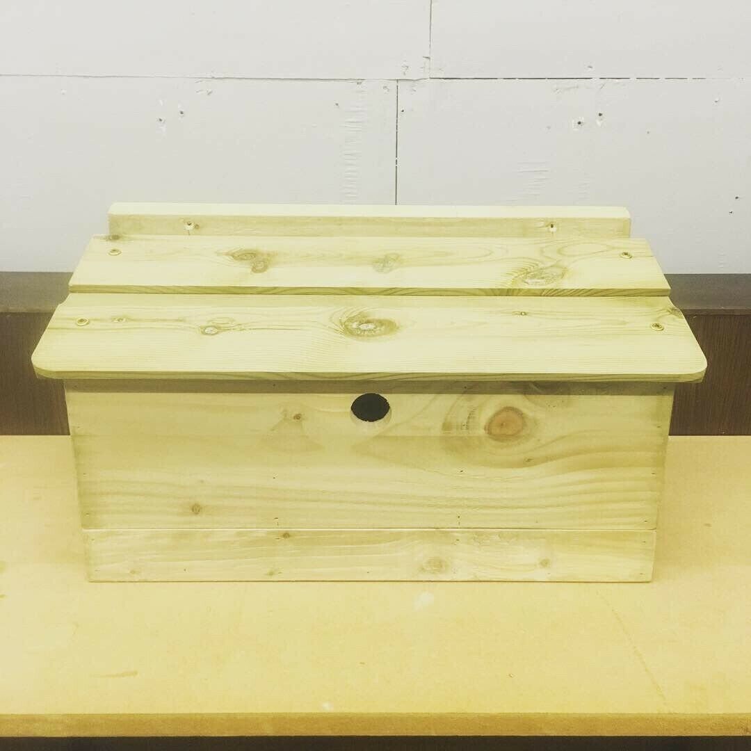 Sparrow Terrace Nest Box - Etsy UK