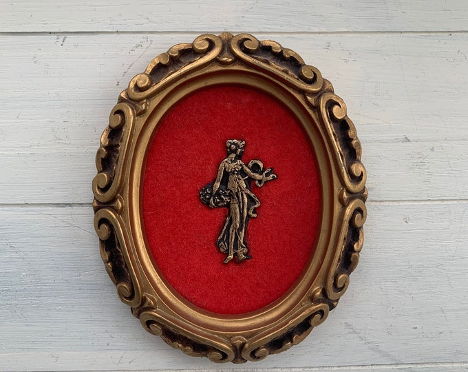 Vintage 60s Resin Frame With Red Velvet Background, Woman in Gown - Etsy
