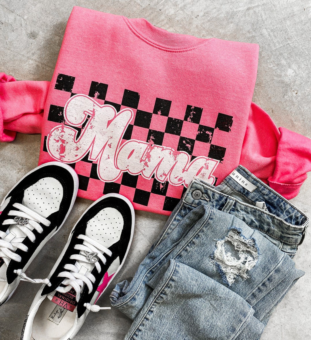 Retro Checkered Mama Sweatshirt, Mom Gift, Pink Sweater, Gift for Her ...