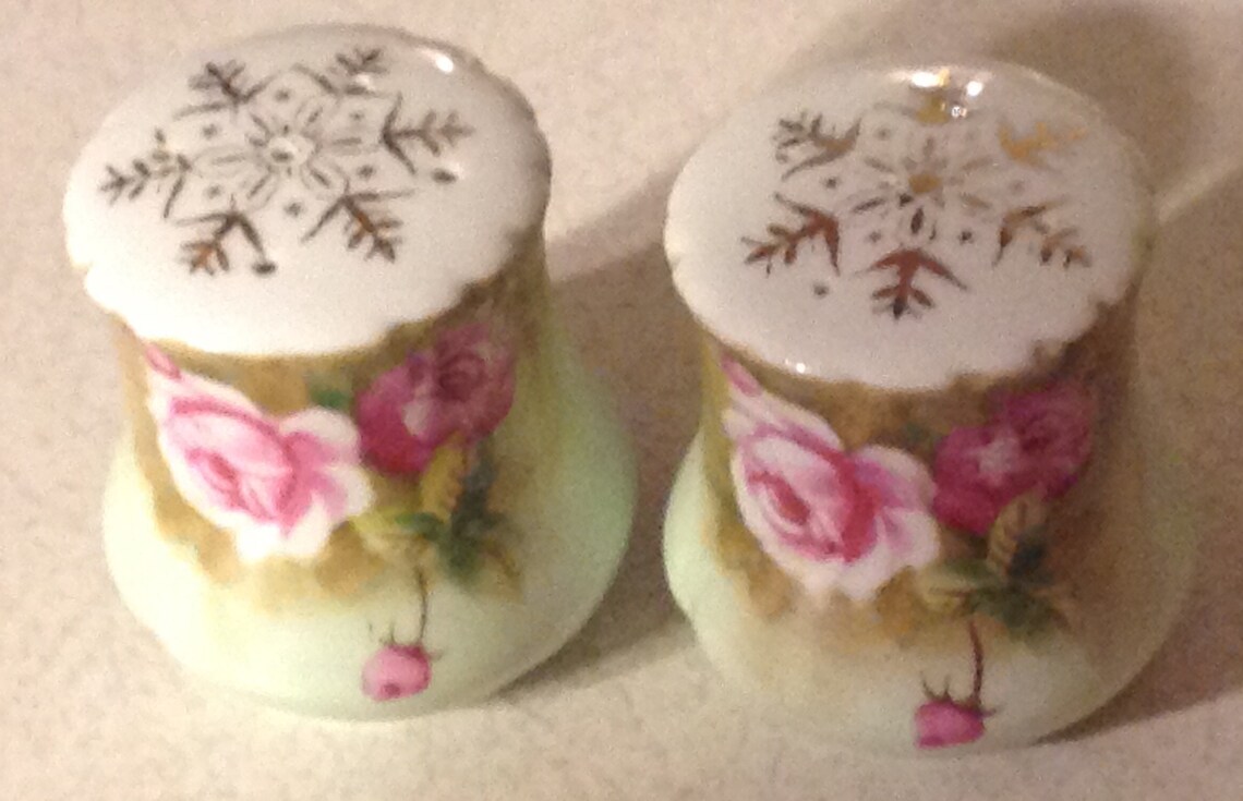 Salt & Pepper Shakers Vintage Lefton Green Heritage Hand Painted 3070 ...