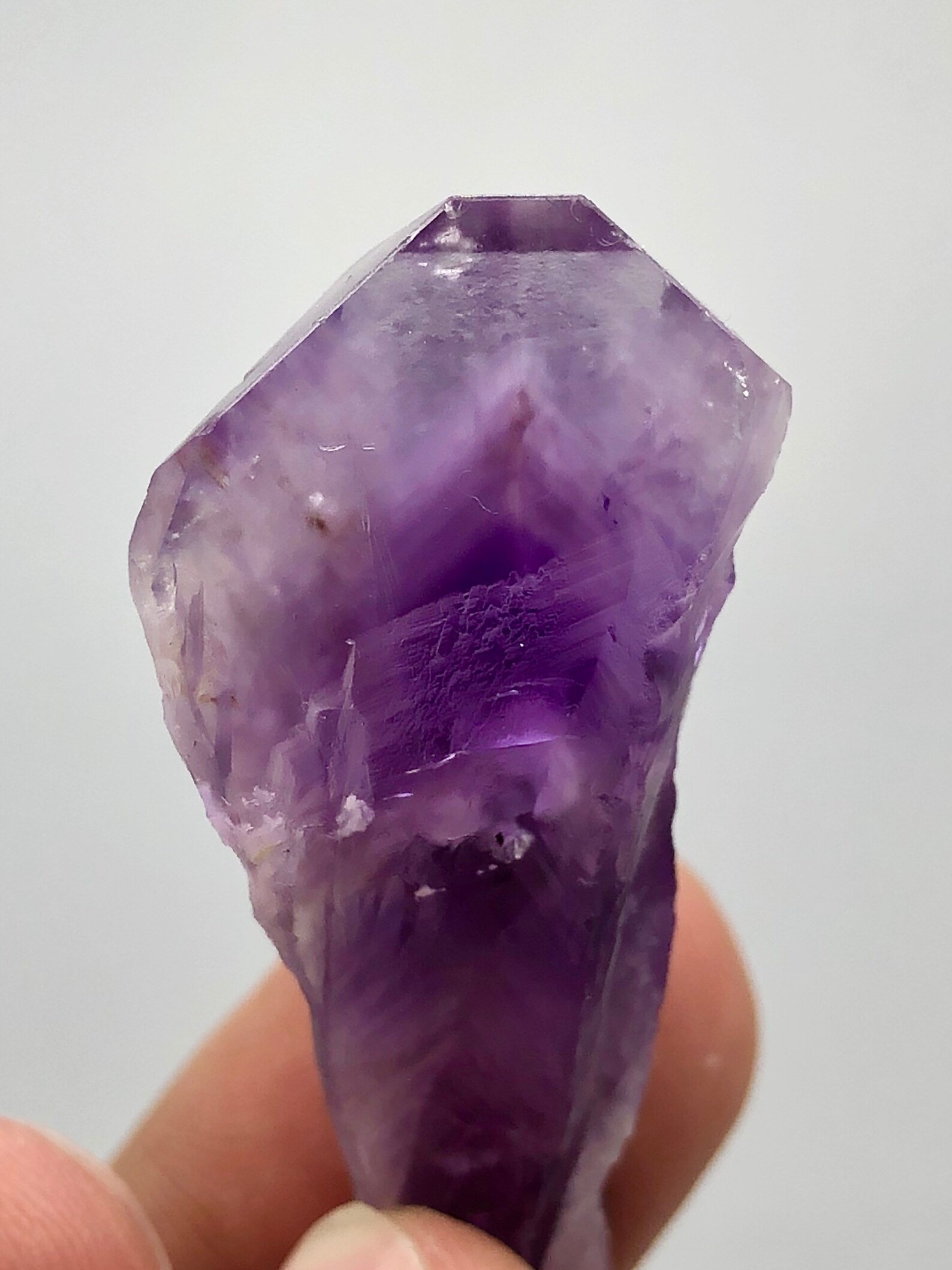 Natural Amethyst Crystal Point / Brazilian Amethyst Crystals Point ...
