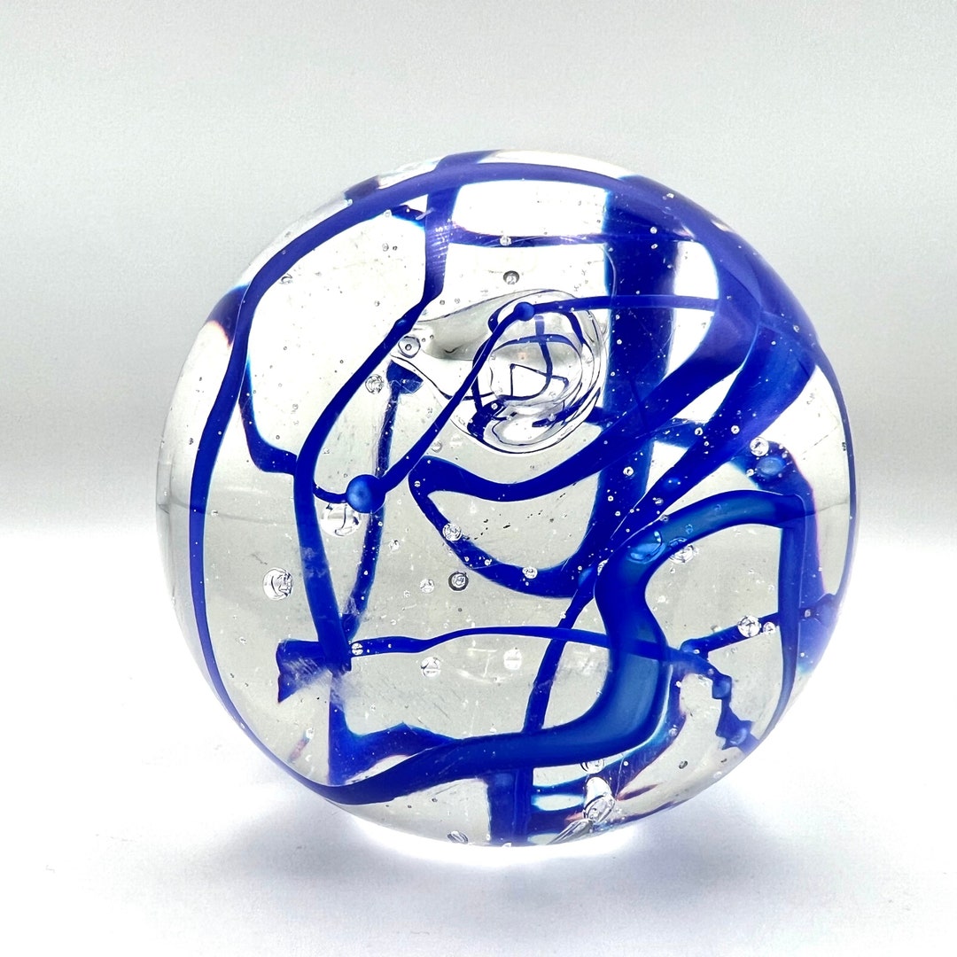 Stunning 2.5” Glass Art Marble / Paperweight Signed by Artist Gavin ...