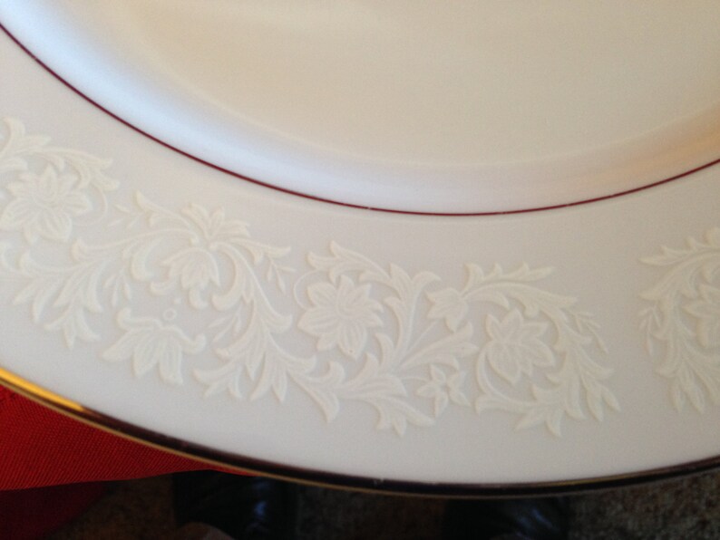 Vintage Charm Pattern Diamond China Round Serving Platter - Etsy