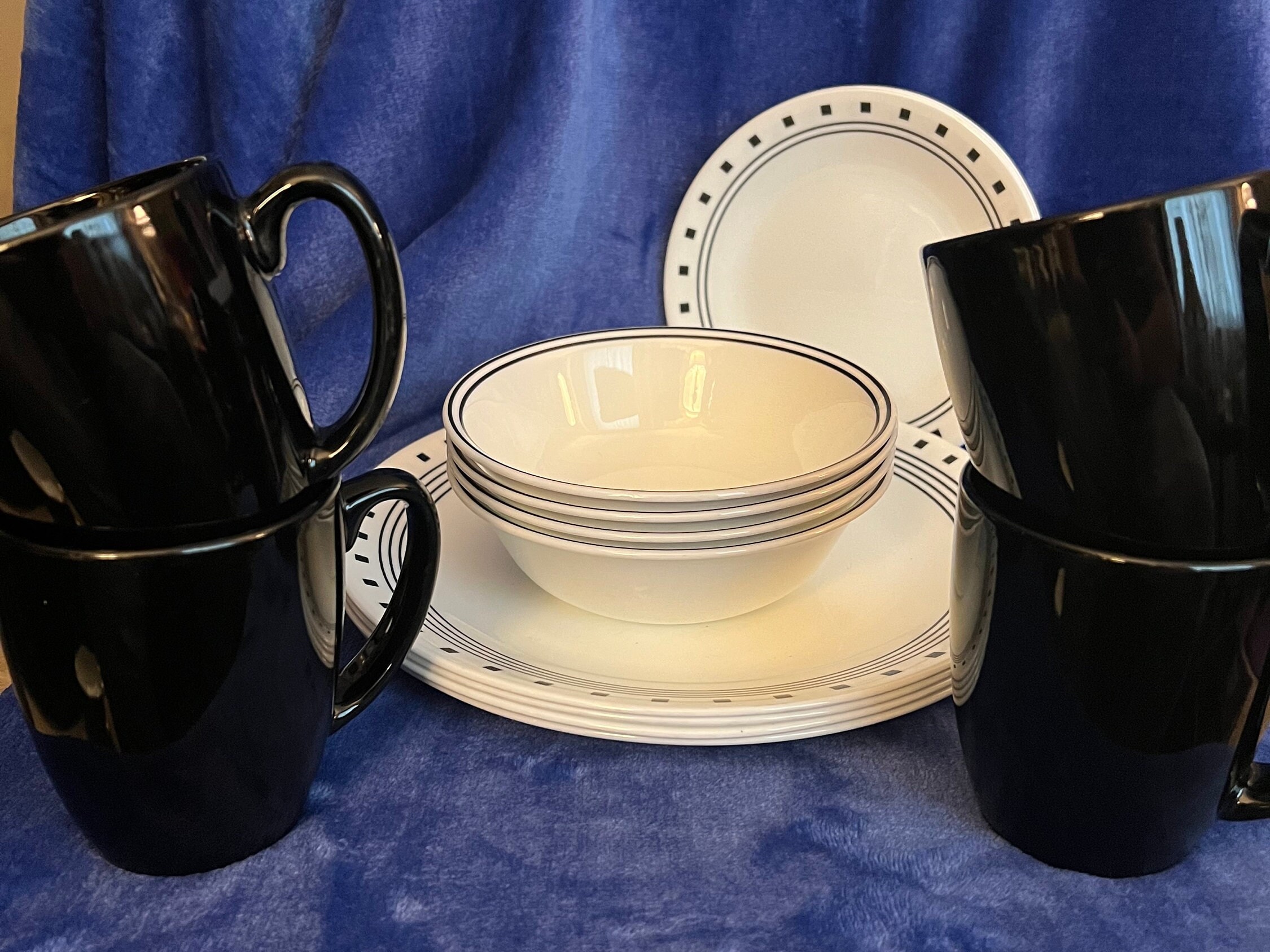 Corelle City Block Pattern - 16 Pieces - Etsy