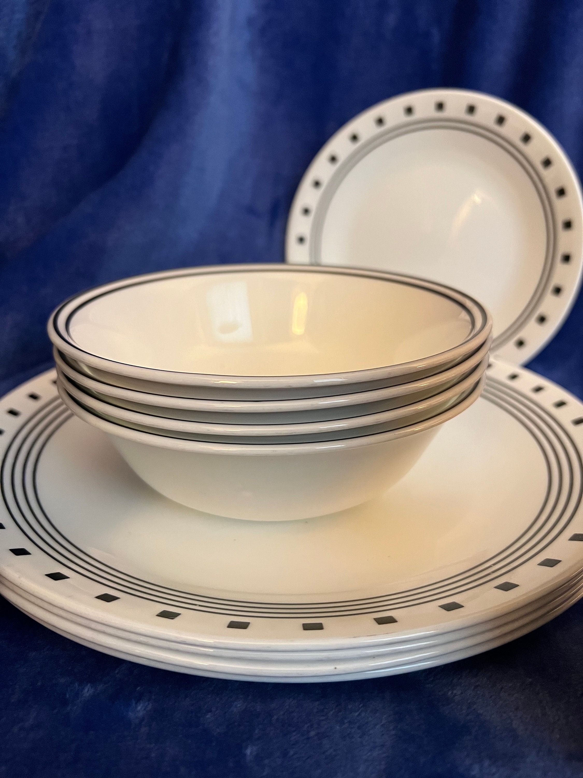 Corelle City Block Pattern - 16 Pieces - Etsy