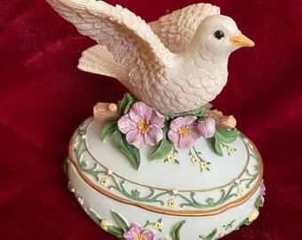 White Dove Music Box - Etsy