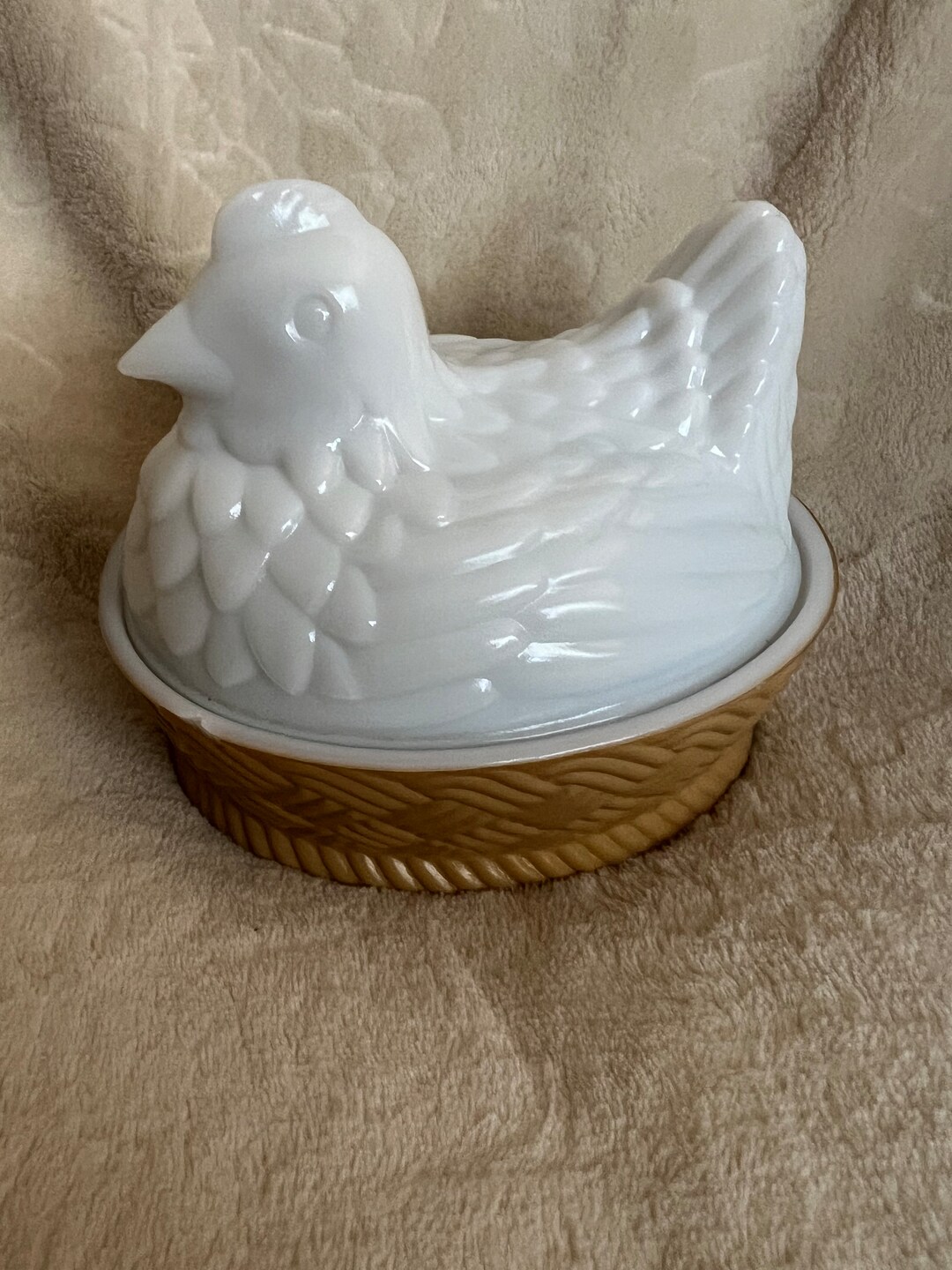 Avon Hen on Nest - Etsy