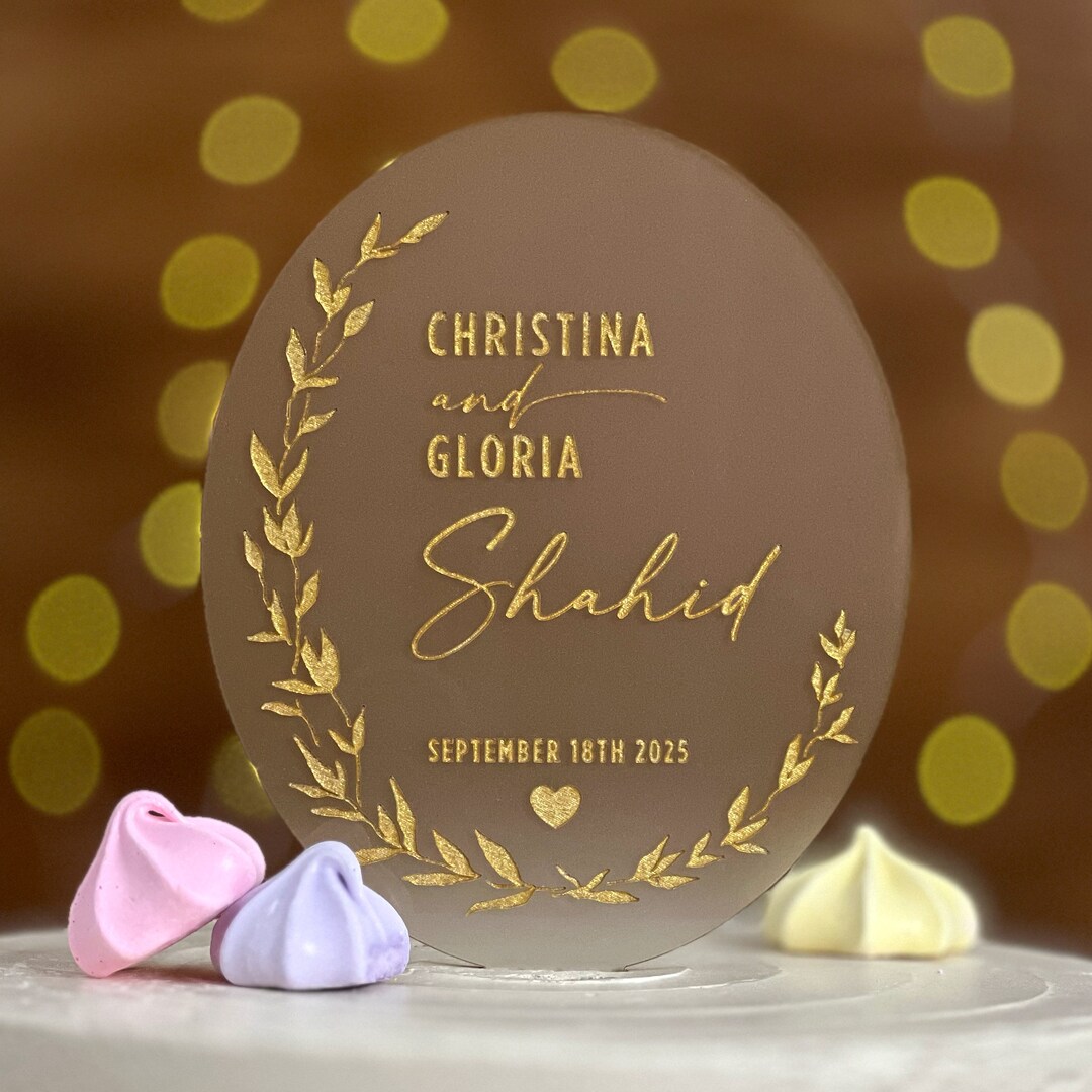 Frosted Acrylic Wedding Cake Topper: Oval Wreath Design - Etsy