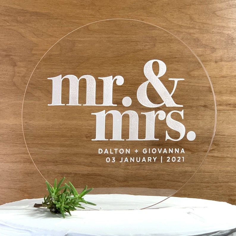 Personalized Mr. & Mrs. Wedding Cake Topper: Gold Acrylic, Elegant ...