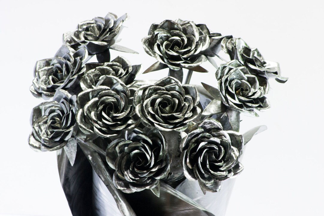 Metal Rose Bouquet 12 Steel Forever Flowers Dozen Roses Twelve - Etsy