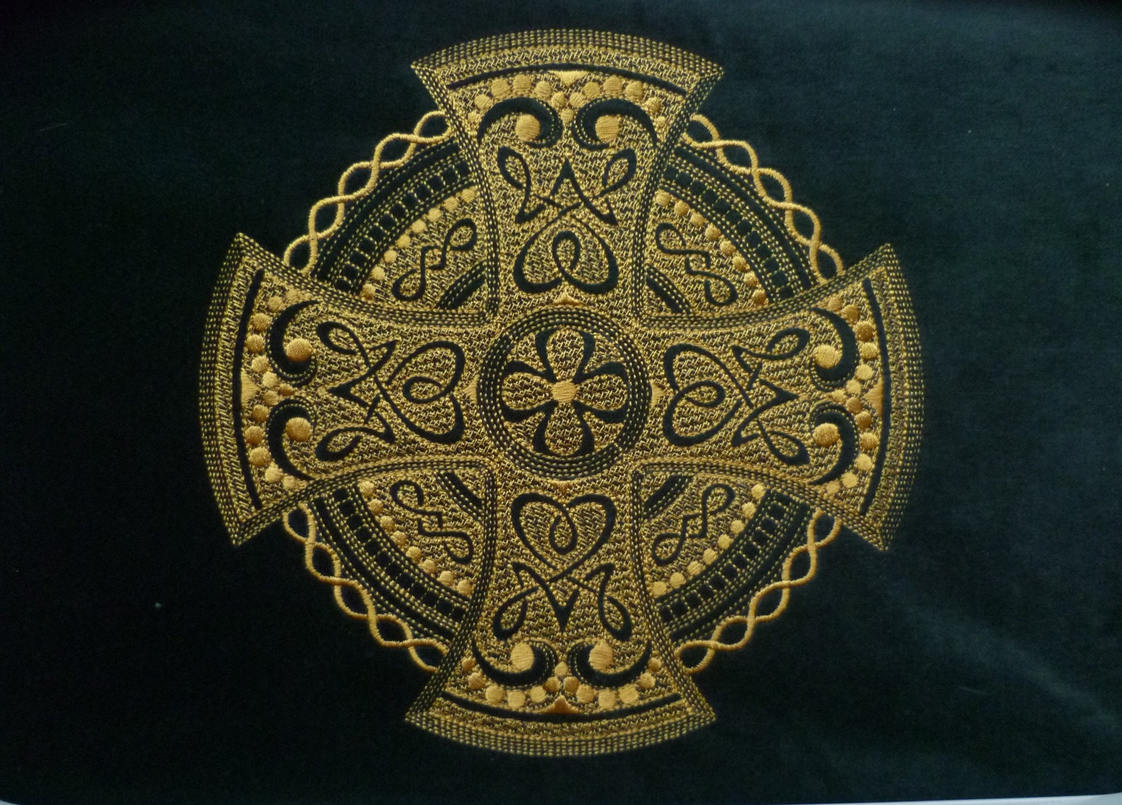 Celtic Cross Cushion Cover Velvet Cushion Celtic Cross - Etsy UK