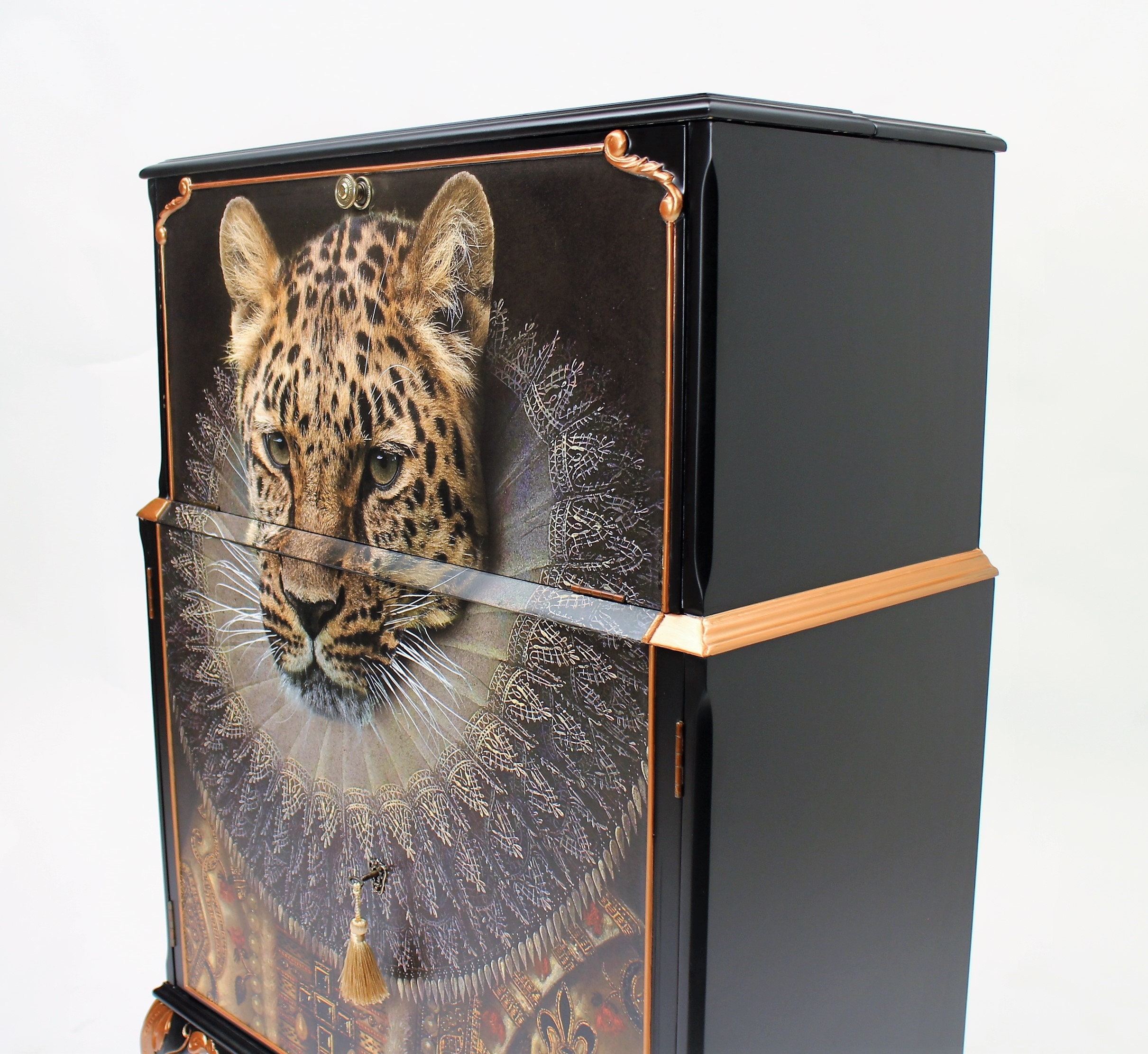 Queen Leopard Cocktail Cabinet - Etsy