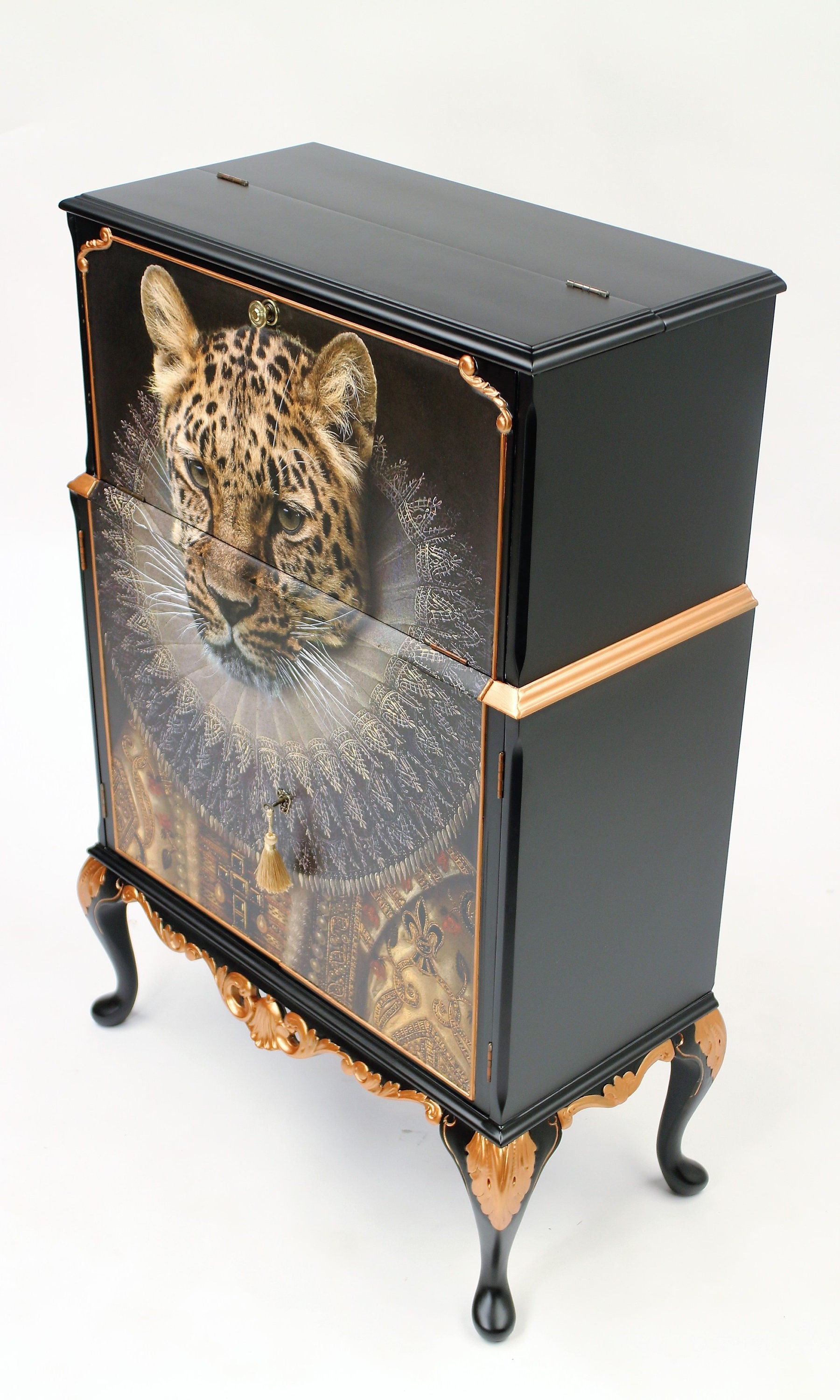 Queen Leopard Cocktail Cabinet - Etsy