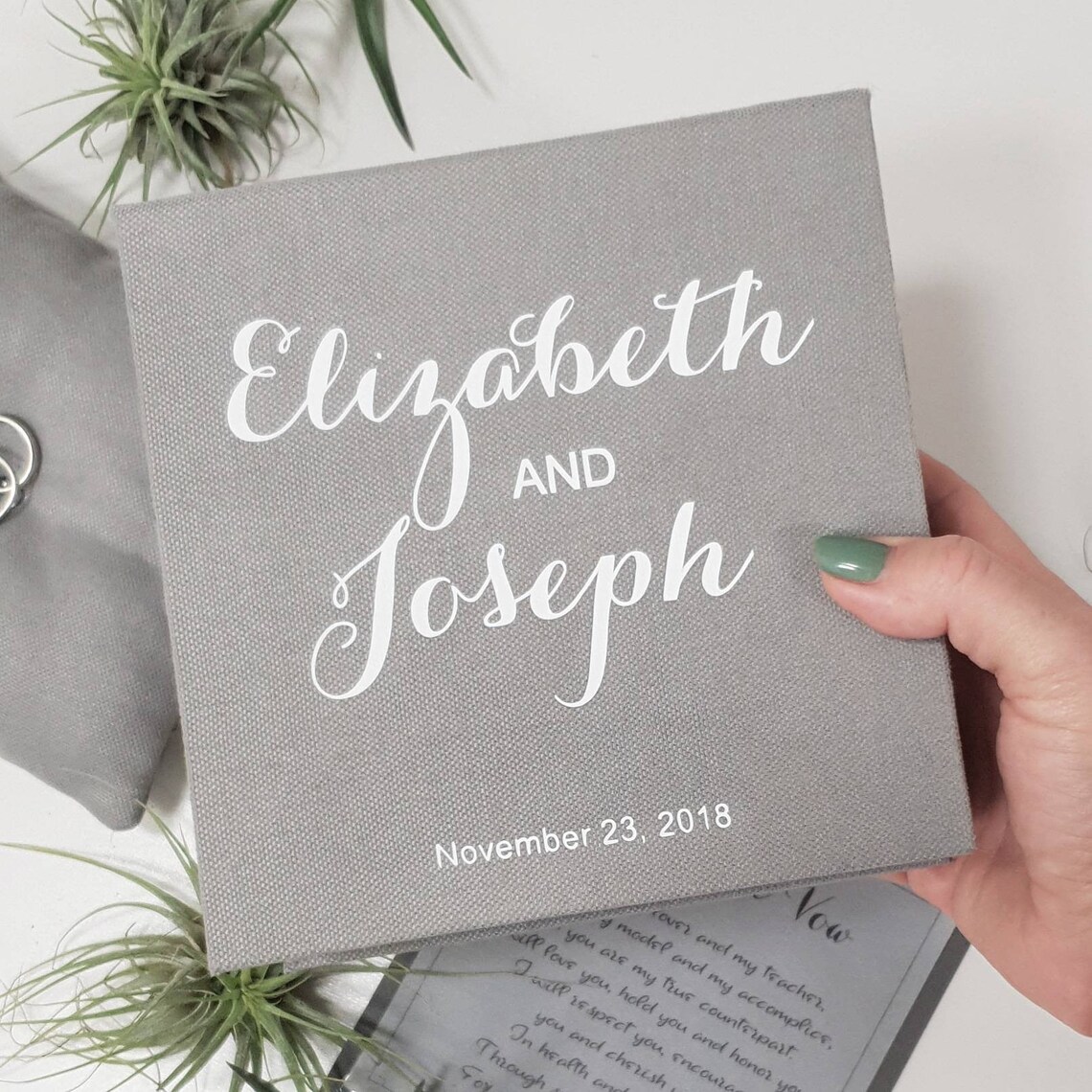 Personalized wedding ring box with vows and wedding ring | Etsy