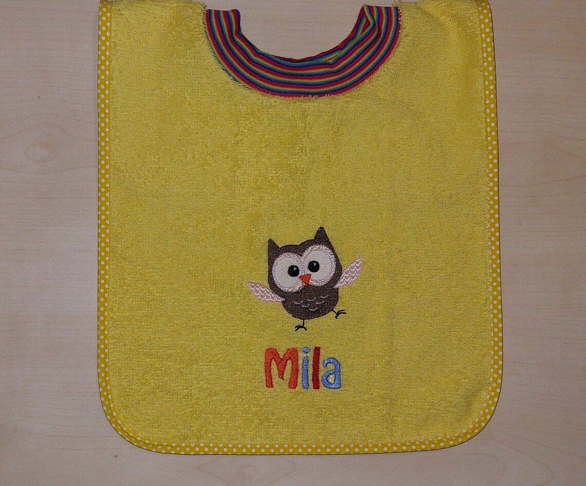 Towel Bib With Name and Embroidered Picture, Drool Bib - Etsy