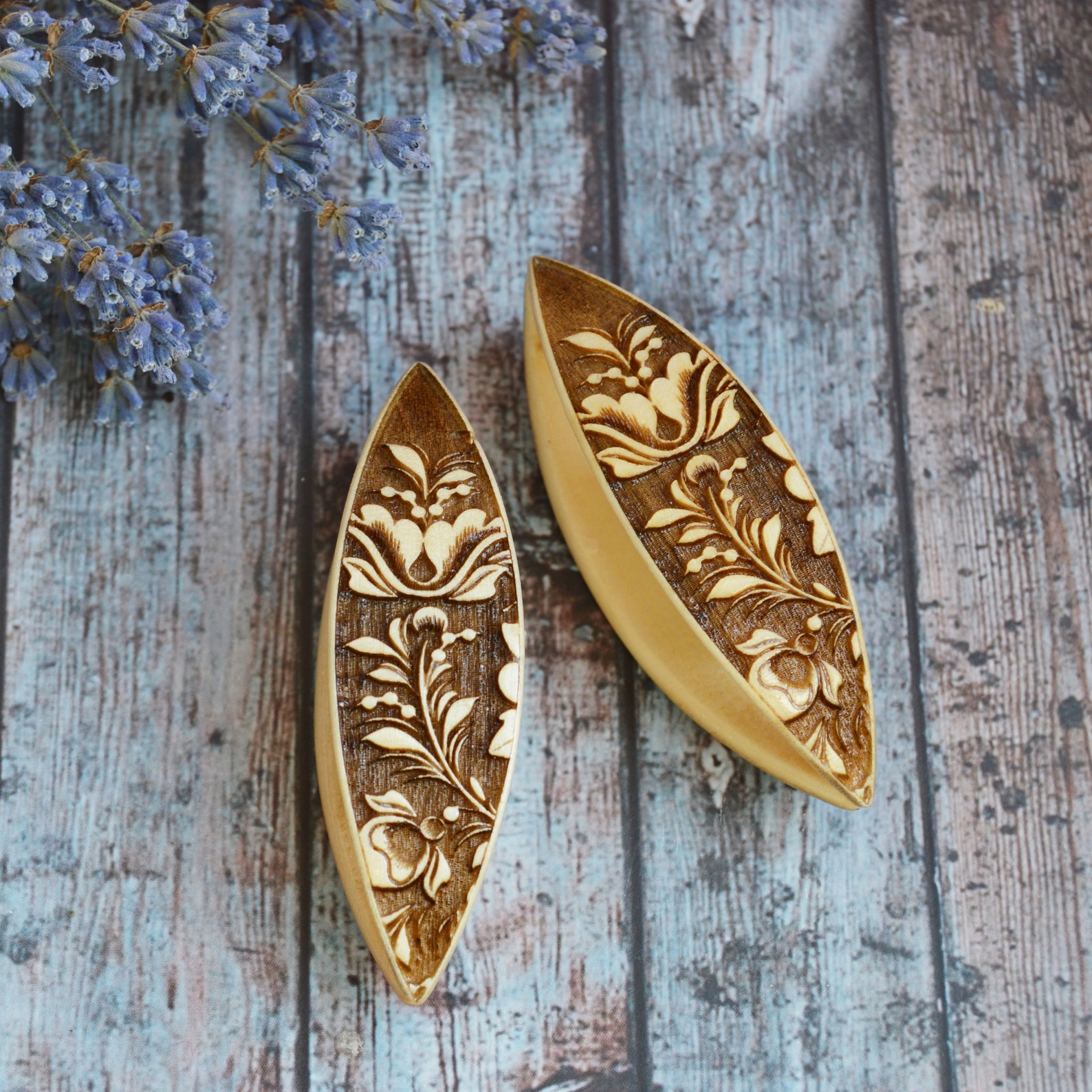 Handmade Shuttle Tatting With Wood Carving Flowers 3D Surface Floral ...