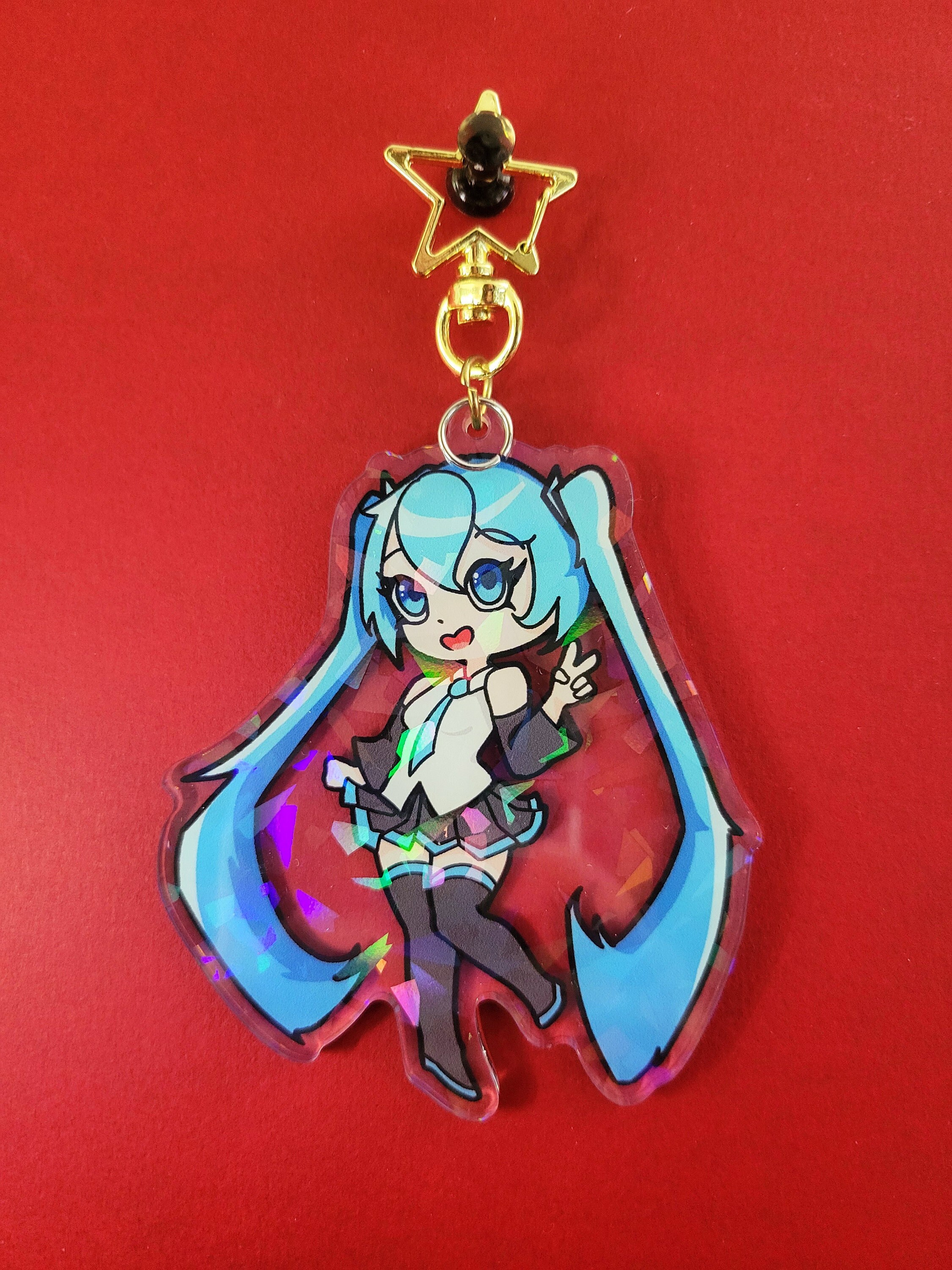Holographic Chibi Hatsune Miku Keychain With Golden Star Shaped Clasp ...