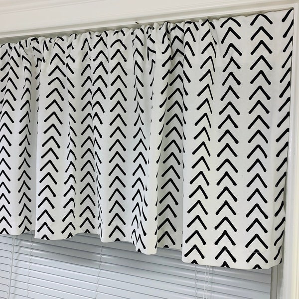 Buffalo Check Valance - Etsy