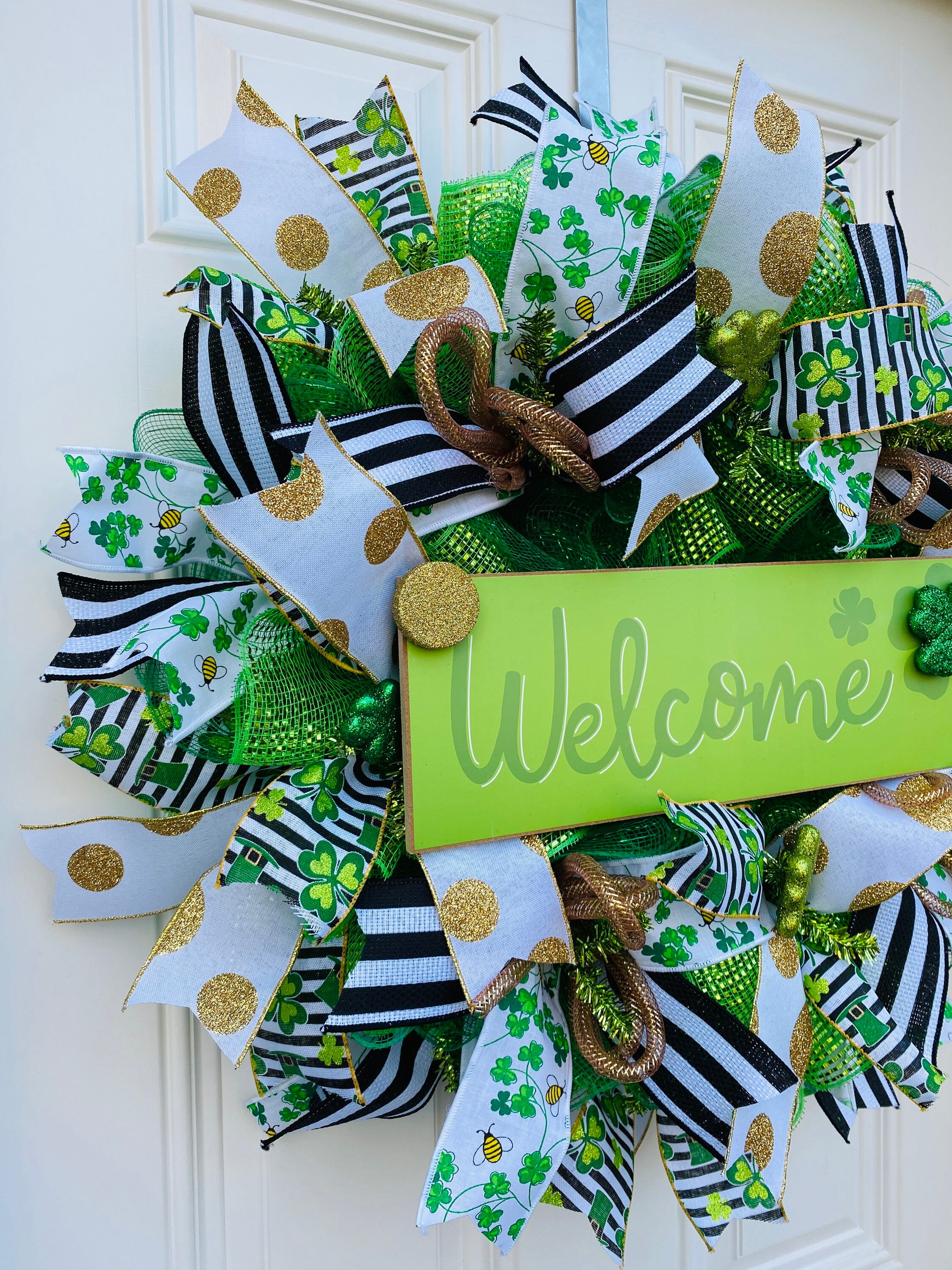 St Patrick's Day Welcome Wreath, Shamrock Decor, Happy St Pattys Day - Etsy