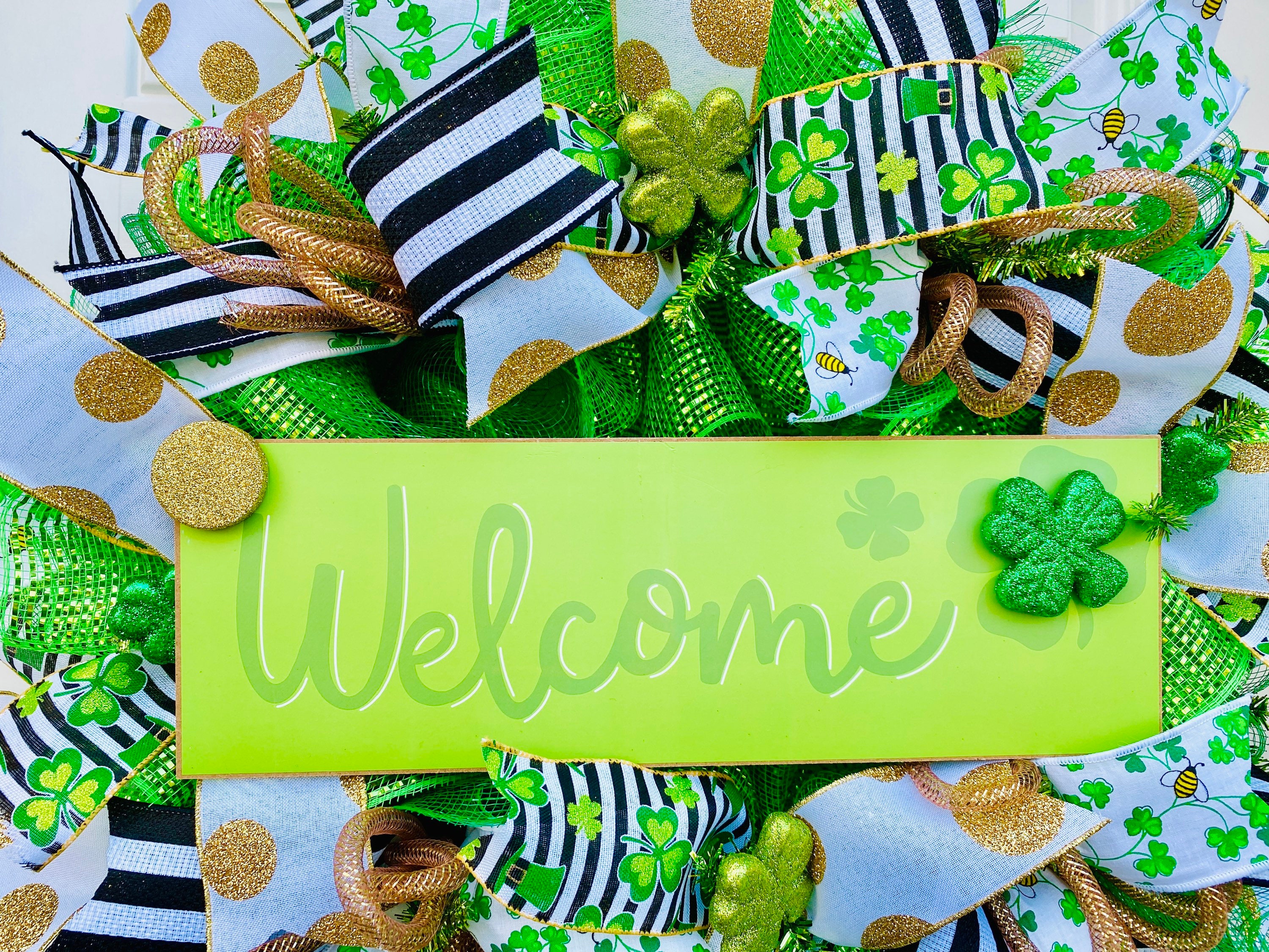 St Patrick's Day Welcome Wreath, Shamrock Decor, Happy St Pattys Day - Etsy