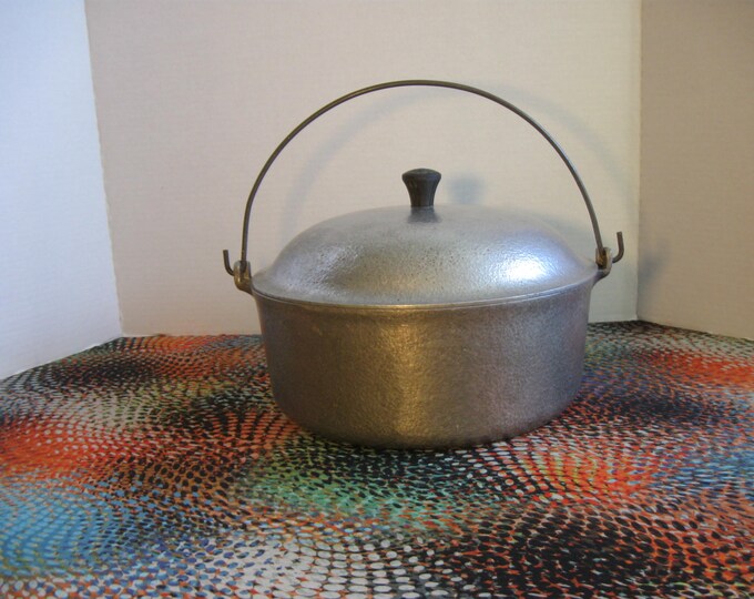 Vintage Club Hammer Craft Pot With Lid and Middle Handle Aluminum Stock ...