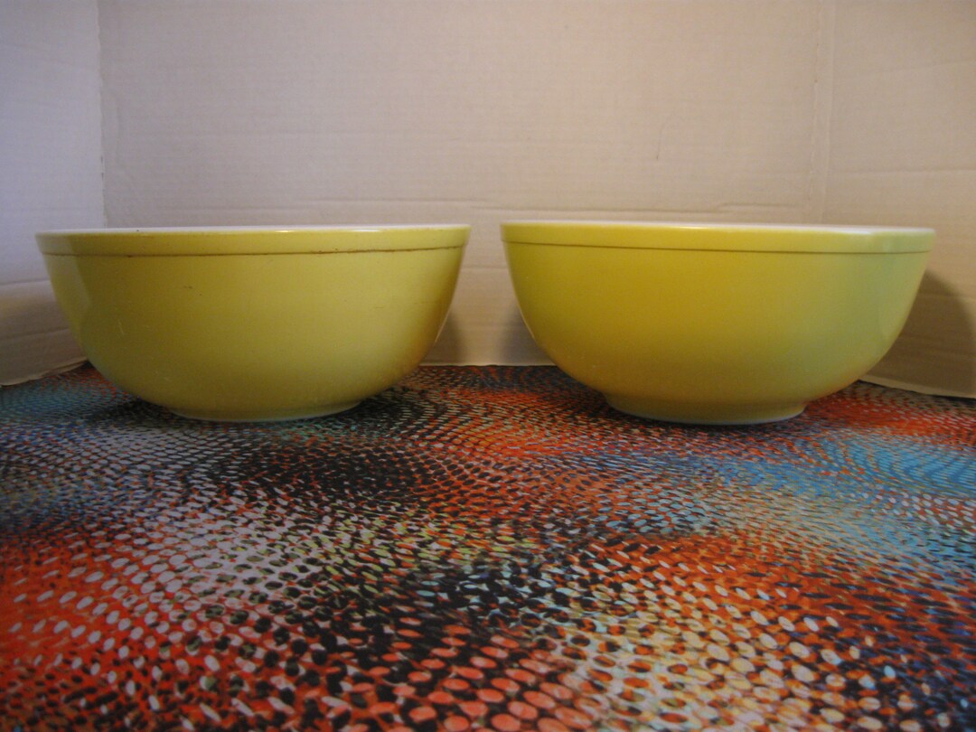 Vintage Large Yellow Pyrex Mixing Bowls Pyrex 404 Yellow Nesting Bowl ...