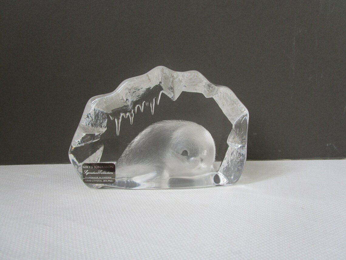 Signed Vintage Swedish Mats Jonasson Art Glass Seal Etsy Uk