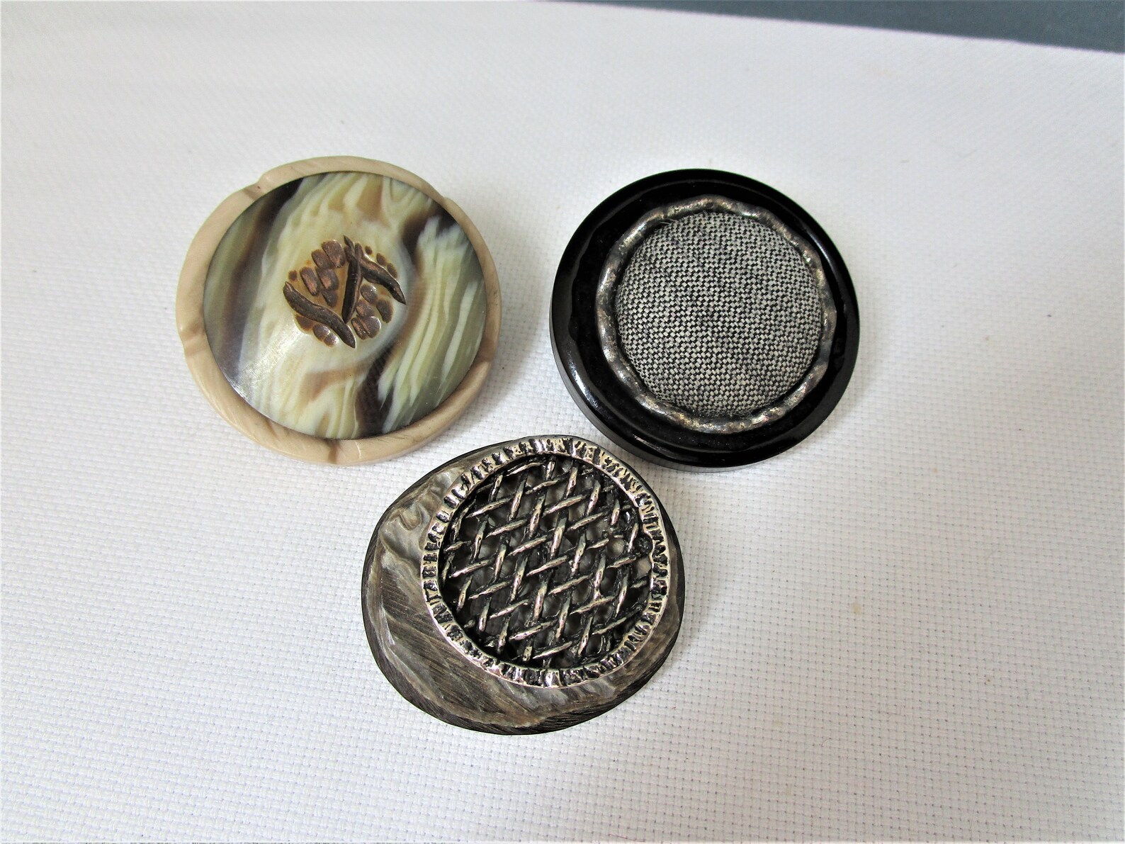 Vintage BUTTON BROOCH Ooak Handmade Brooch Vintage Buttons - Etsy UK